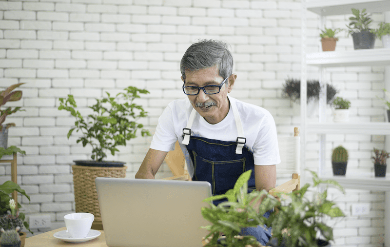 What to Do in Retirement: 90 Fulfilling Ways to Spend Time